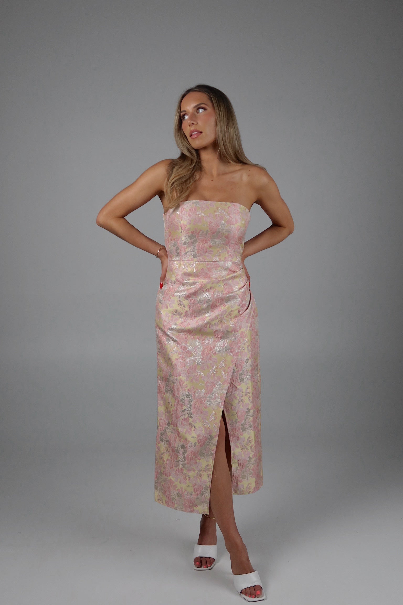 Ellison Floral Midi Dress – Madida Clothing